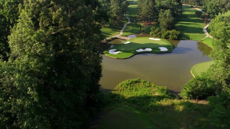 10 Must-Play Golf Courses in Williamsburg, Virginia - Planner at Heart