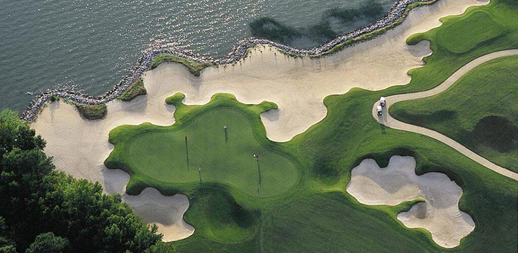 10 Must-Play Golf Courses in Williamsburg, Virginia - Planner at Heart